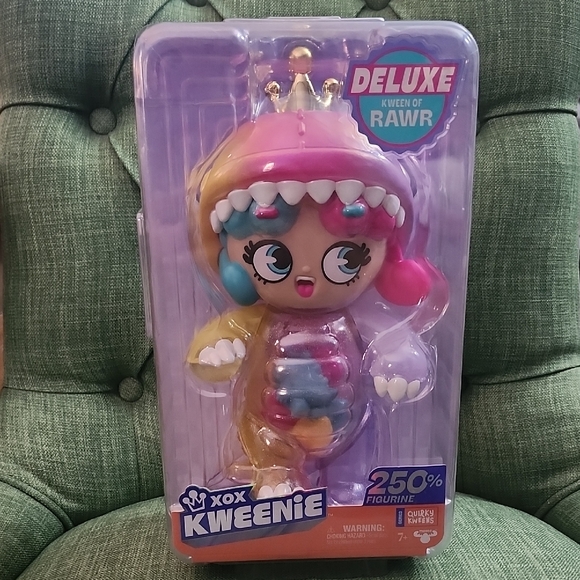XOX Kweenie | Toys | Xox Kweenie Deluxe Kween Of Rawr Figure Multicolor ...